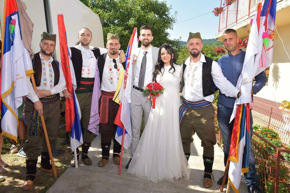 Venčanje na jesen – tradicionalni srpski običaji | Ludi Kamen